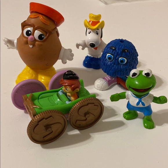 Peanuts | Toys | Vintage 98s Pvc Figures Snoopy Baby Kermit Muppets Mr ...